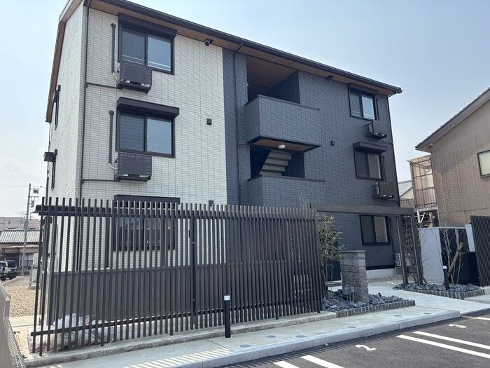 Felicia 賃貸アパート 3階 302号室 2LDKの物件詳細 | いい部屋ネットの大東建託パートナーズ