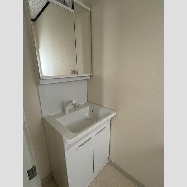 フローレスⅡ 賃貸アパート 2階 203号室 2DKの物件詳細 | いい部屋ネットの大東建託パートナーズ